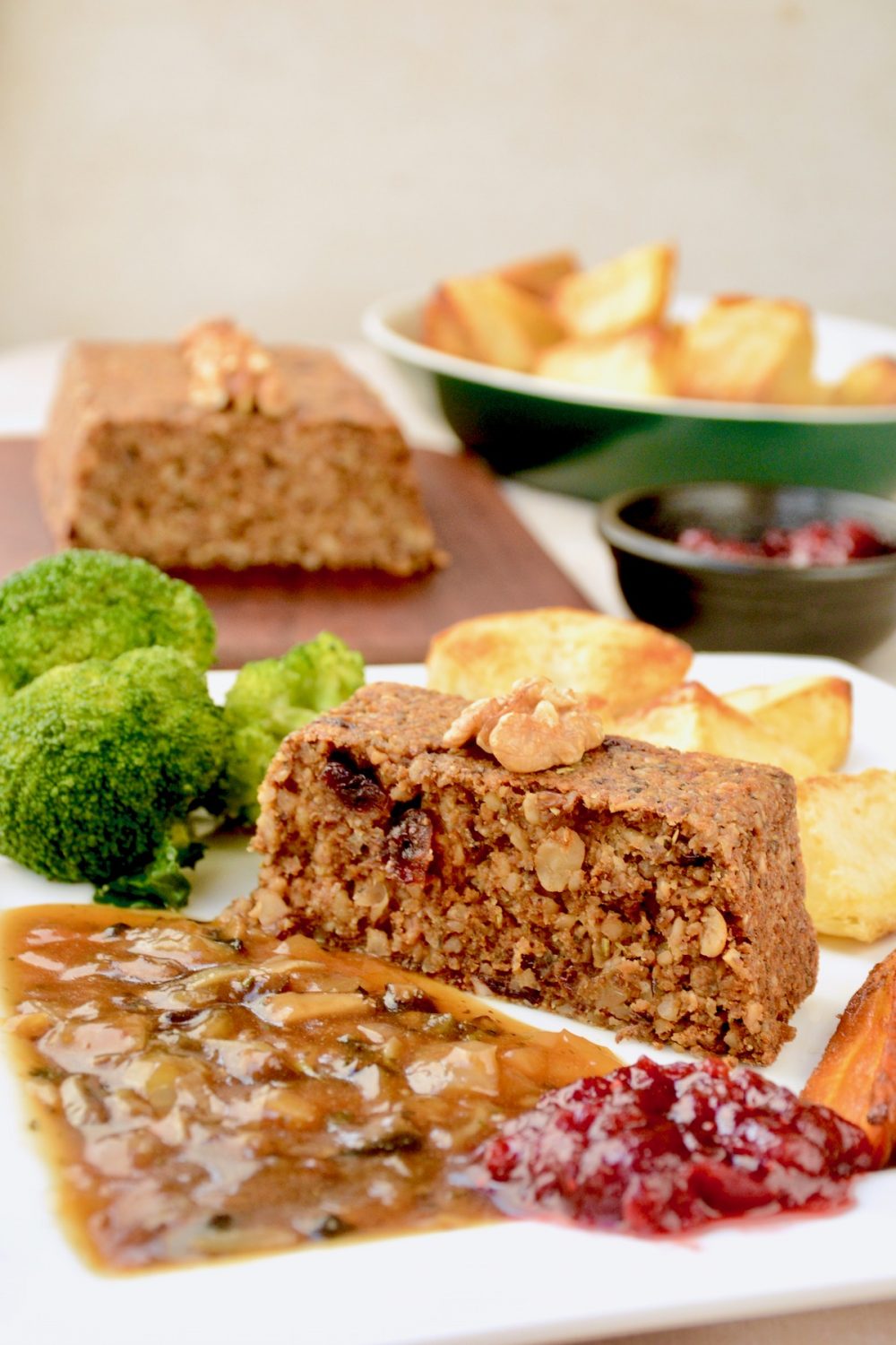 Easy Nut Roast - Vegan on Board