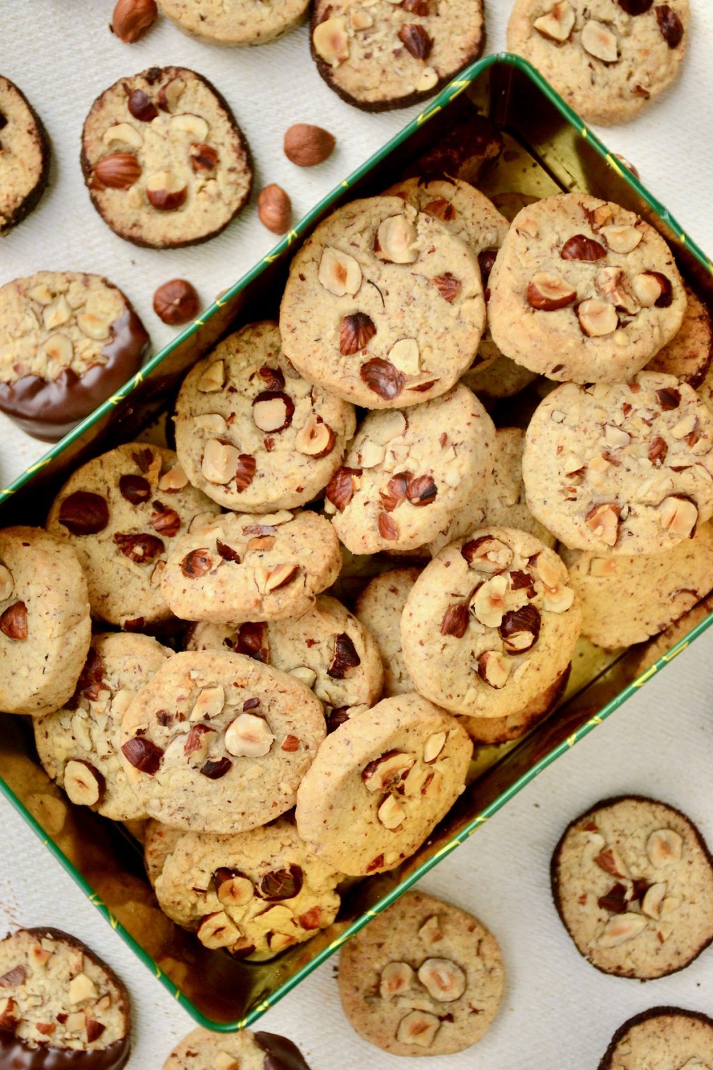 Vegan Hazelnut Cookies - Vegan on Board