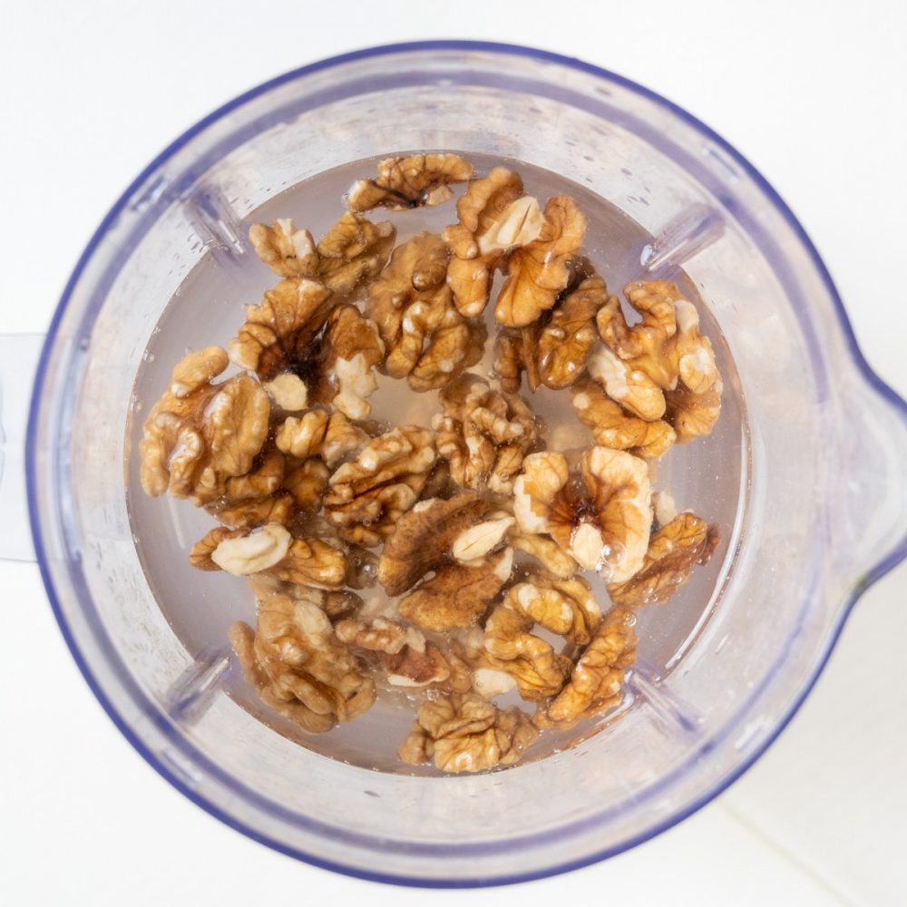 How to Make Walnut Milk - Vegan on Board